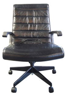 Knoll Richard Sapper Leather Executive Chair