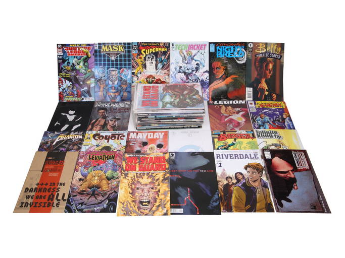 Collectible Valiant Marvel Comics Magazine Lot