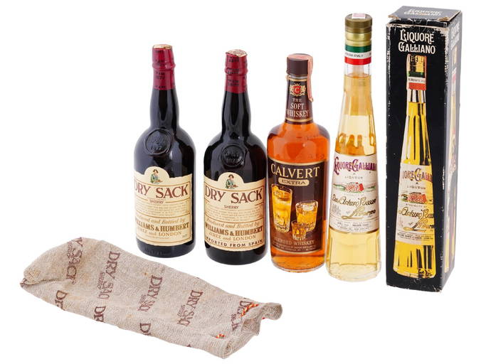 Dry Sack Sherry Calvert Extra Whiskey Bottles Iob
