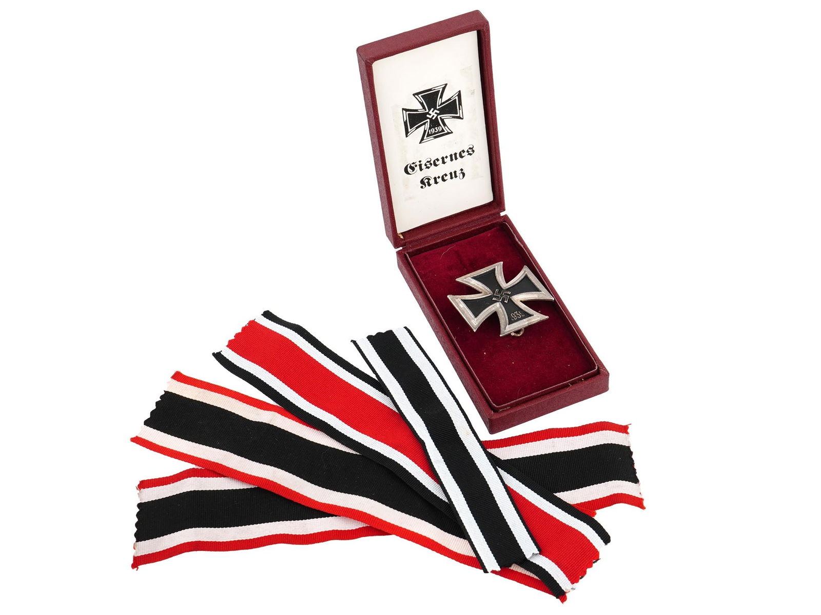 Wwii German Military Medal Iron Cross And Ribbons