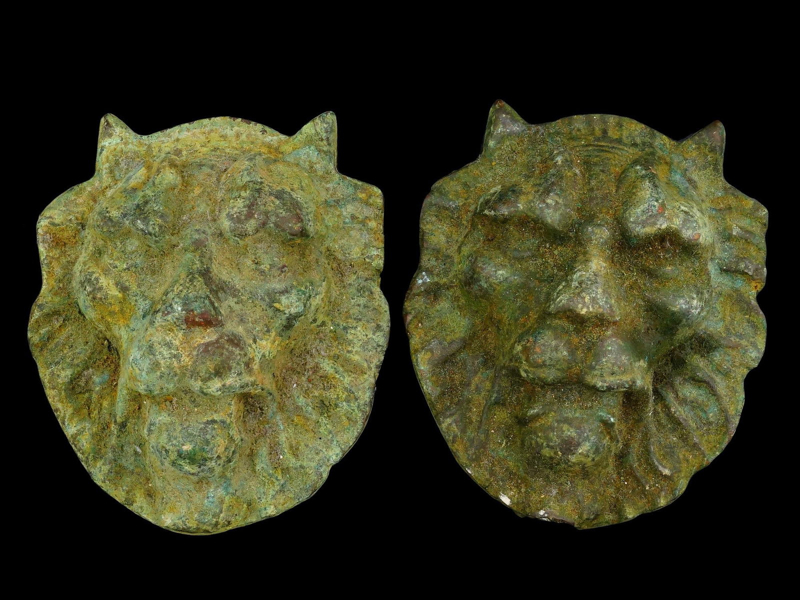 Ancient Roman Bronze Plaques In The Form Of Lions Heads - Jul 05, 2025 ...