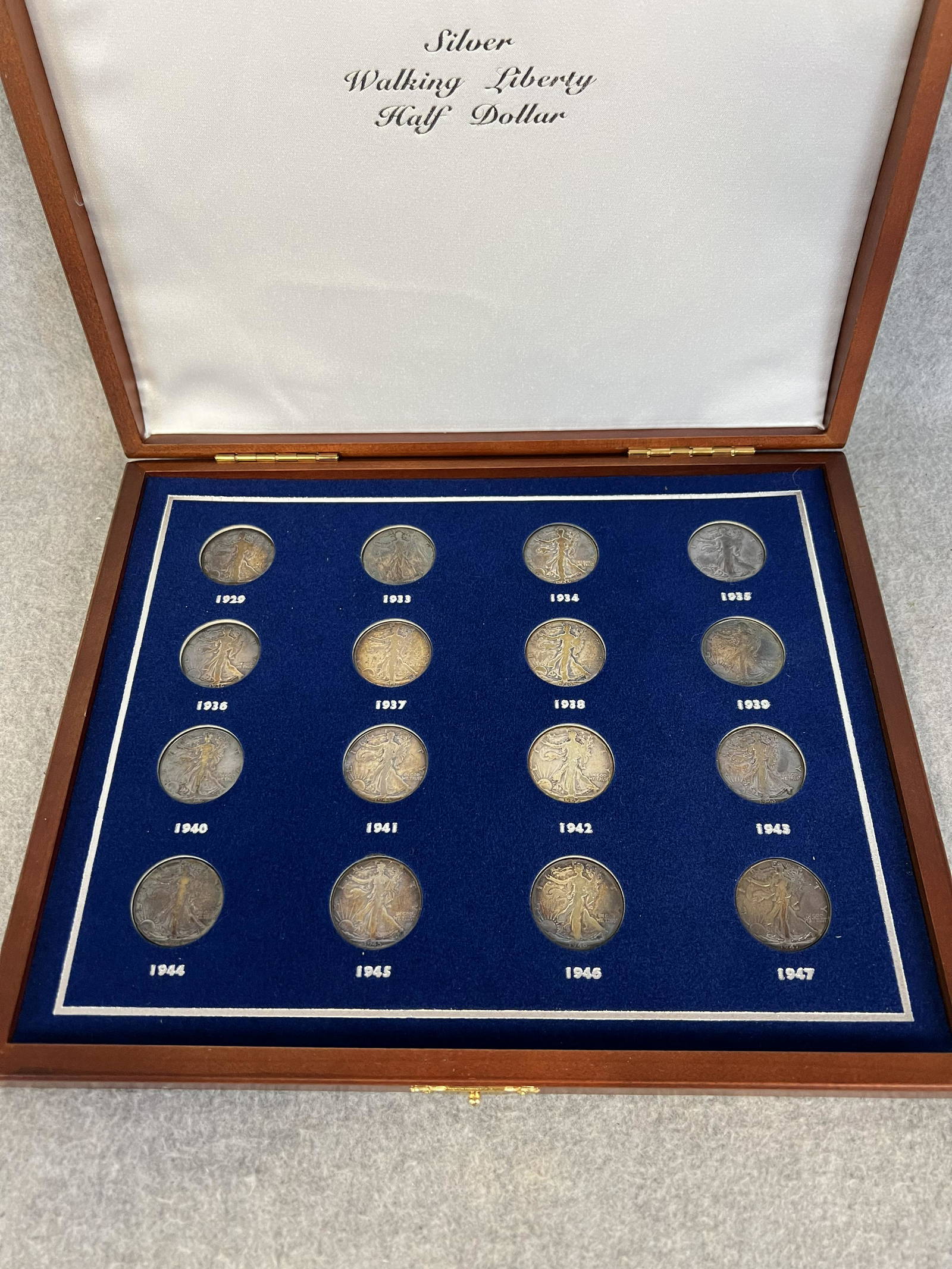 The American Historic Society Set 16 Silver Walking Liberty Half Dollars W Box / Coa Auction