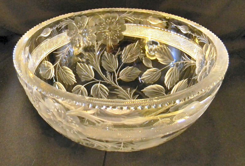 Signed Tuthill intaglio cut glass bowl, 9" diameter, 4"