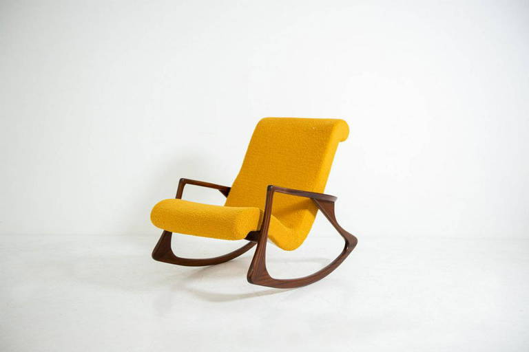 Vintage American Rocking Chair, Restored 1970s