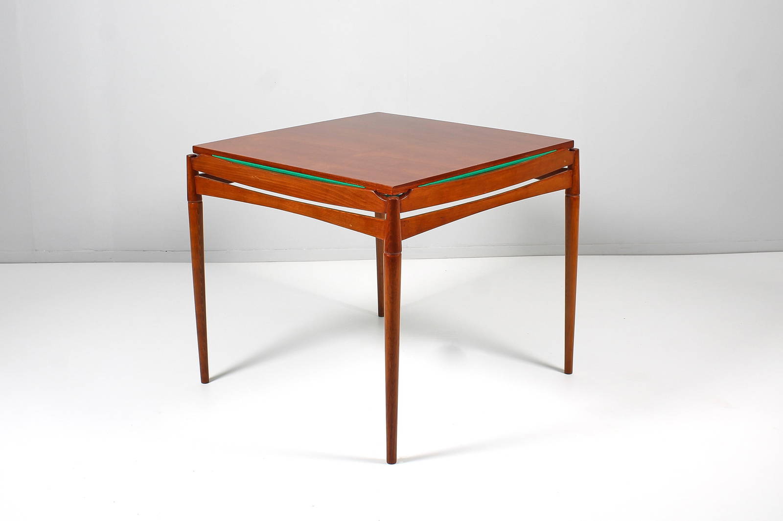 Gio Ponti Game Table Model Club Auction