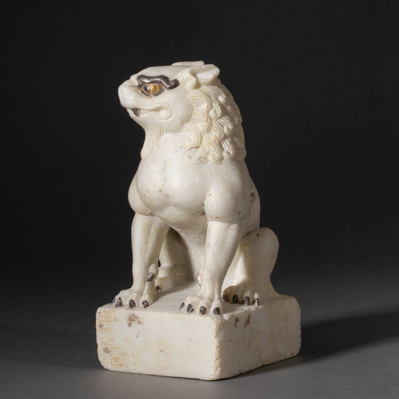 A Stone Carved Beast Ornaments Auction