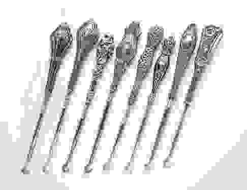 Eight Victorian Button Hooks. Auction
