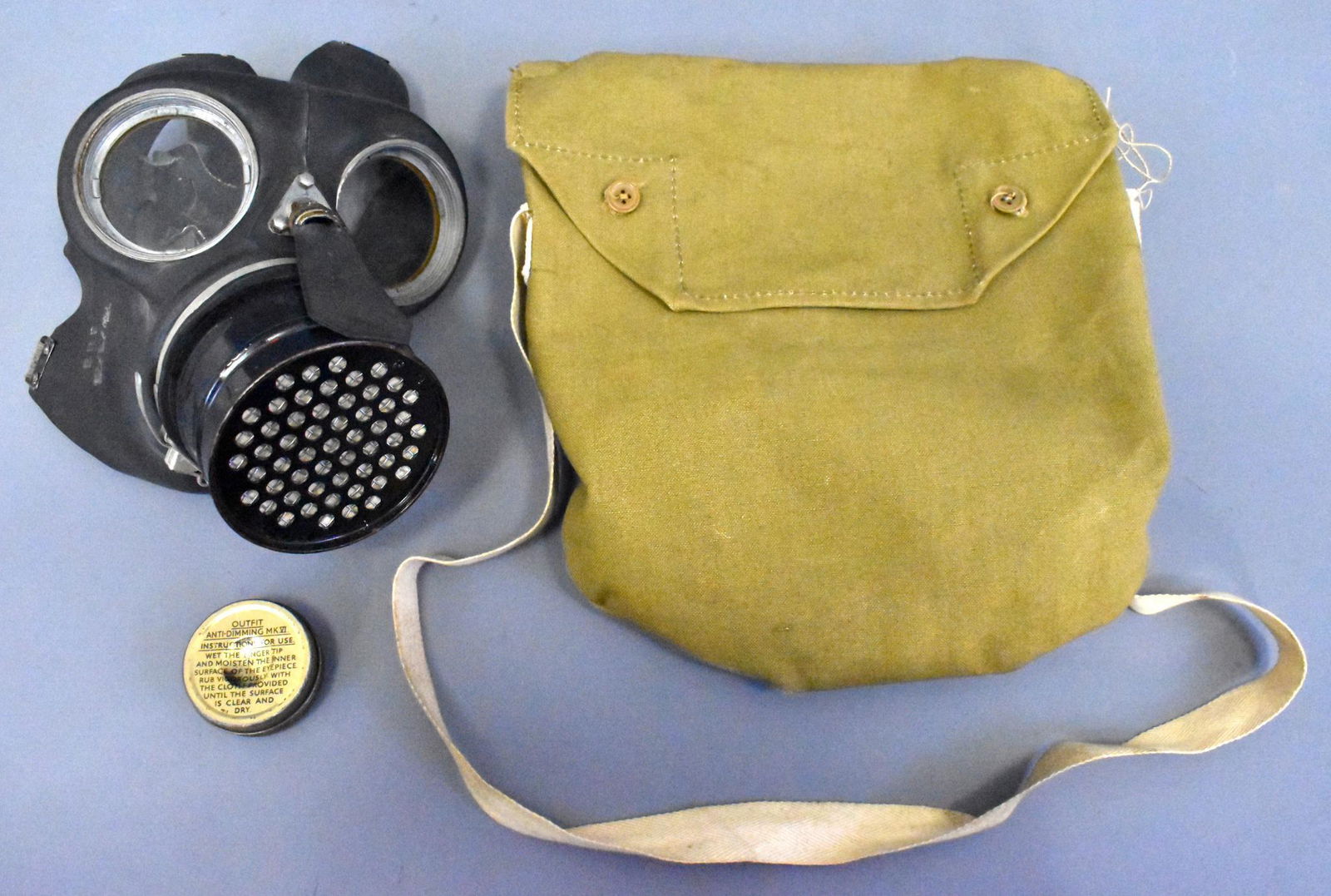 WWII British Gas Mask dated Dec 1942 with bag dated - Feb 08, 2020 ...