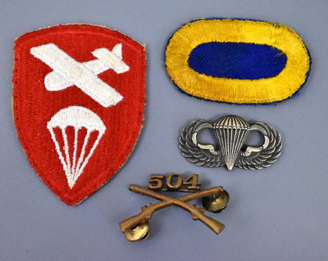 Us Wwii 82nd Airborne 504th Pir Command Patch Oval Jump