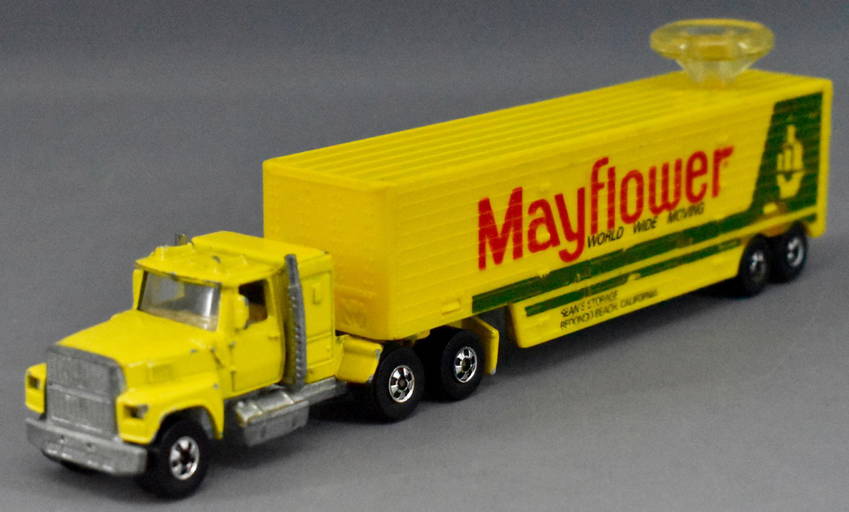 Hot Wheels Steering Rigs Mayflower Moving Truck