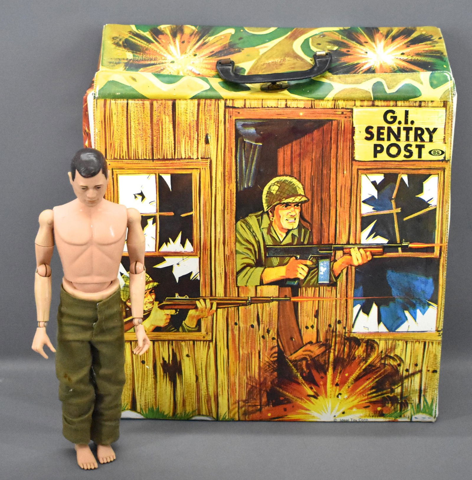 1960's Ideal GI Sentry Post vinyl carrying case with - Oct 17, 2020 ...