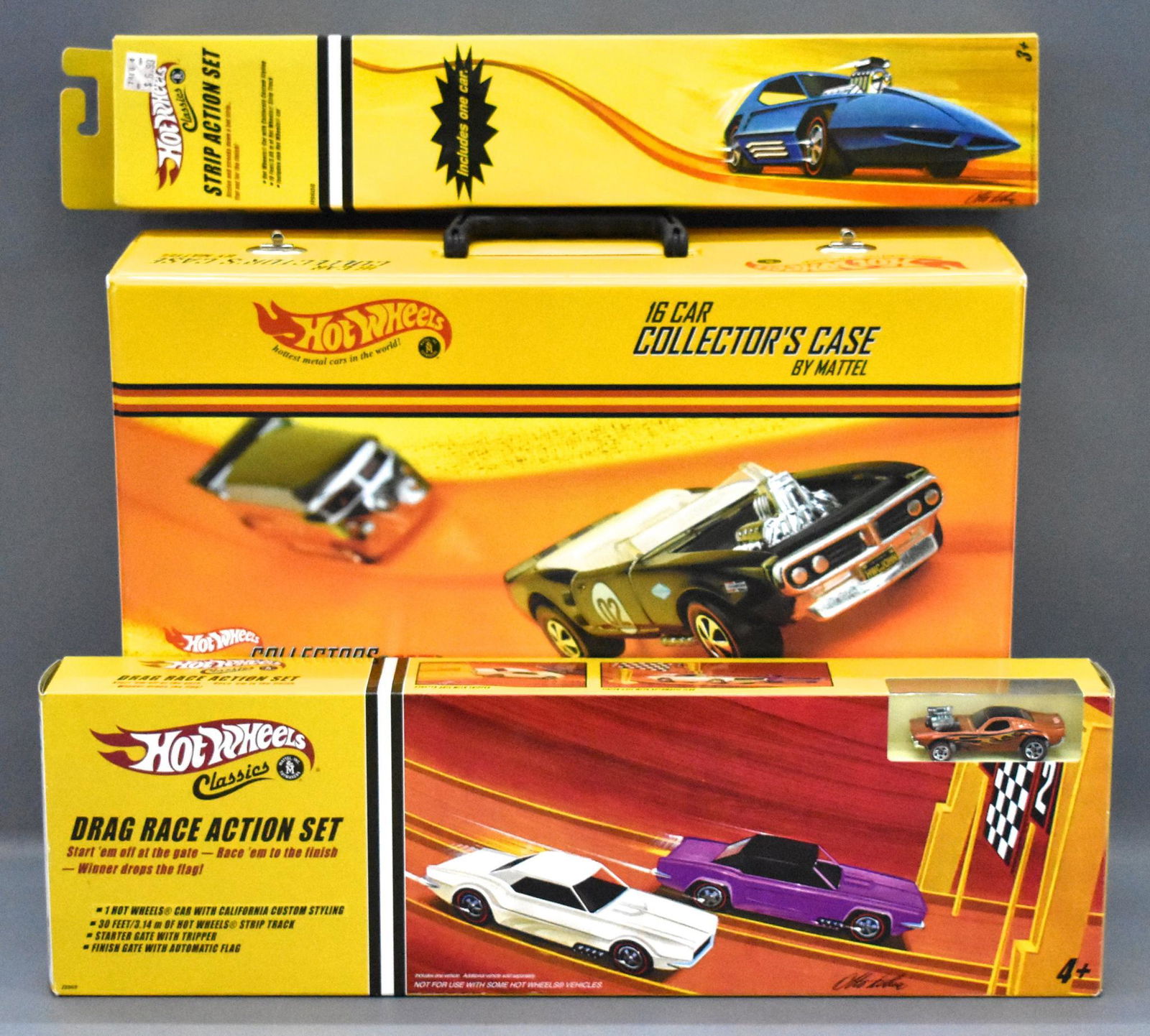 Hot Wheels Classics Collectors Case Plus Two Factory