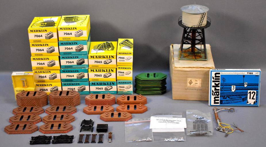 Large Group Of Marklin Ho Gauge Bridge Piers Pillars