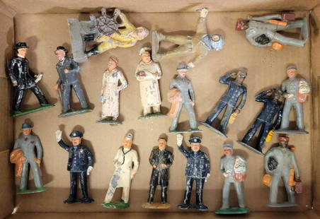 Group Of 13 Vintage Lead Figures For Standard Gauge