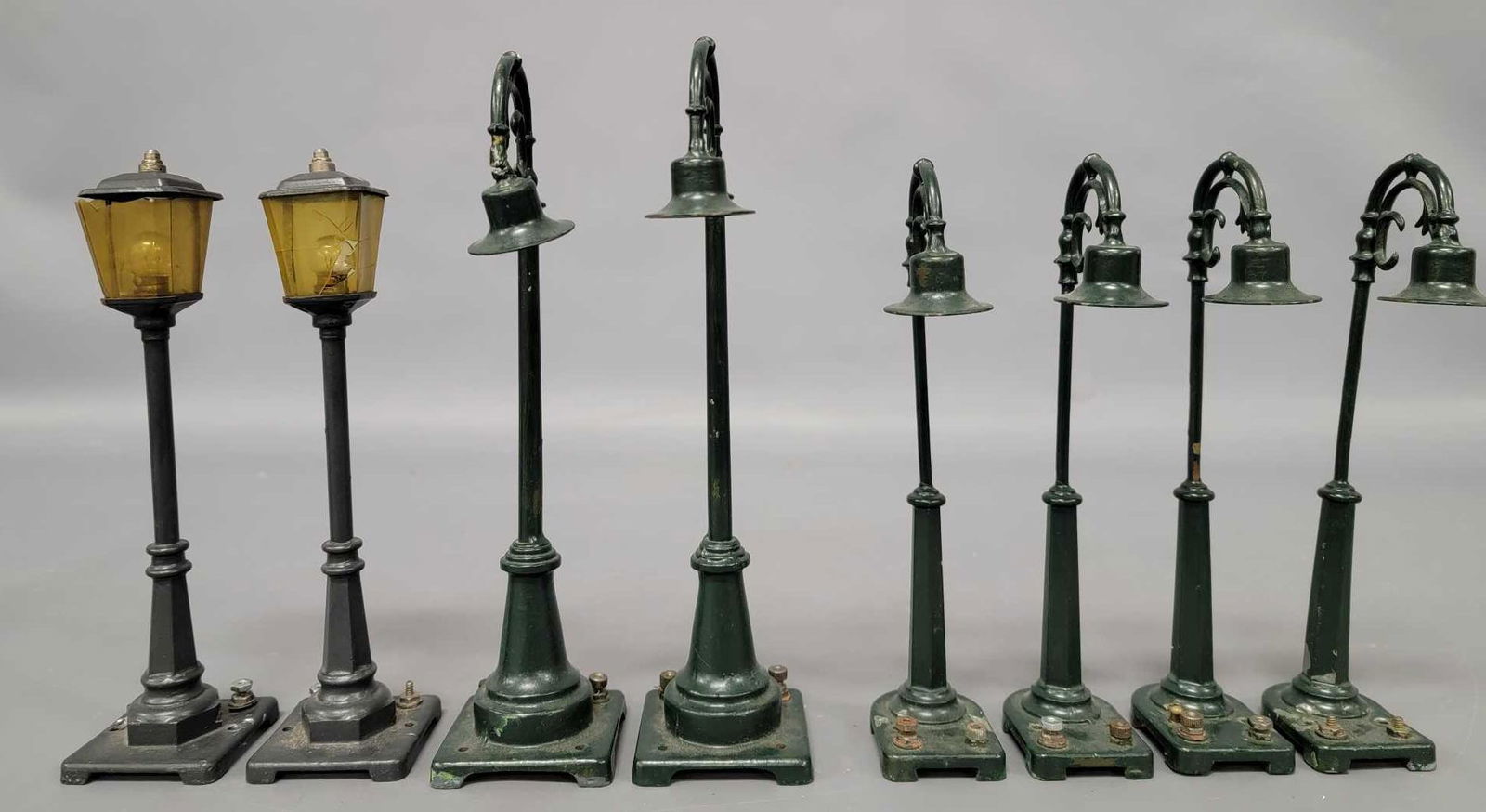 Eight Repainted Lionel Prewar O Gauge Street Lights