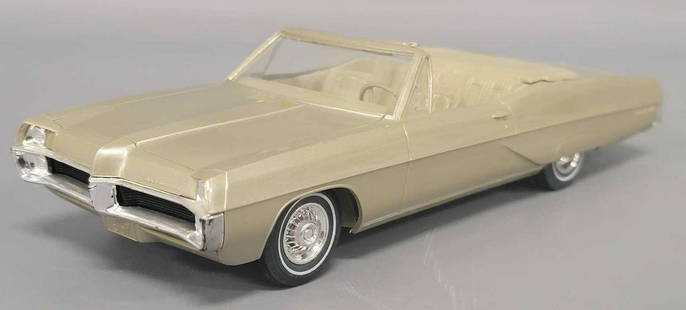 Pontiac Bonneville Promo Model Car