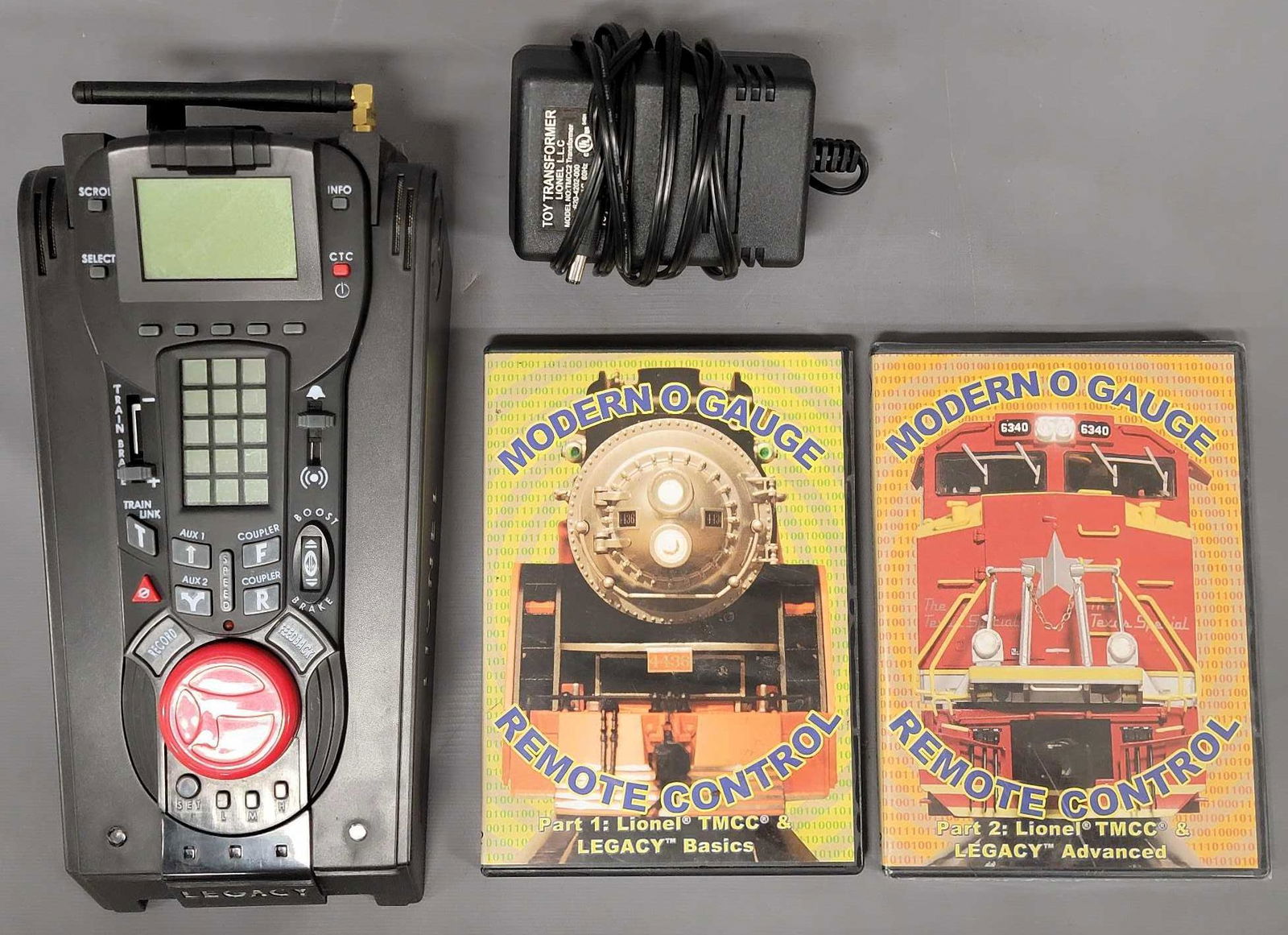 Lionel Legacy Control System Command Base And Remote