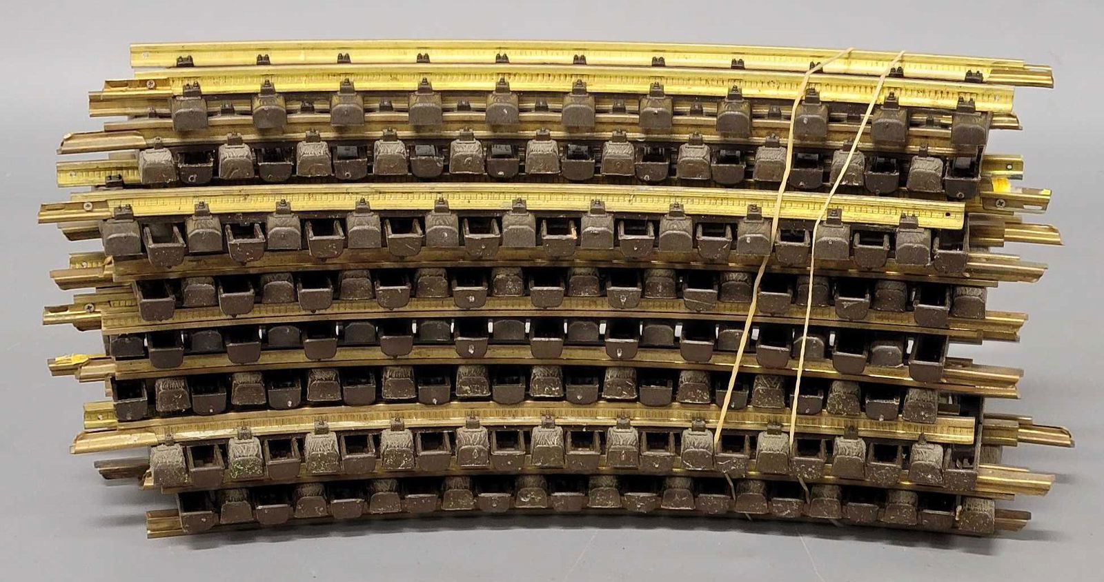 Fifteen LGB brass G scale curve track pieces used - Sep 03, 2022 ...