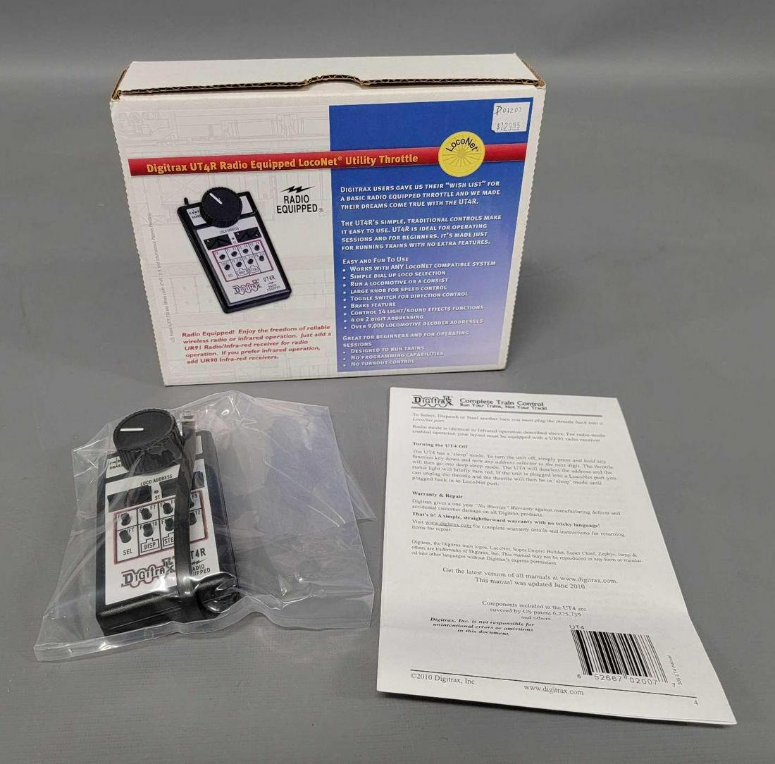 Digitrax DCC UT4R utility throttle in original box - Nov 26, 2022 ...