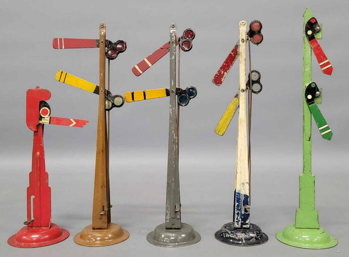 Group of Ives, Marx and Hafner? tinplate manual semaphores (#0213) on ...