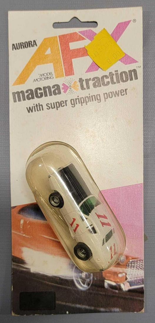 AFX Magnatraction yellow Dodge Charger in sealed blister pack (#0313 ...