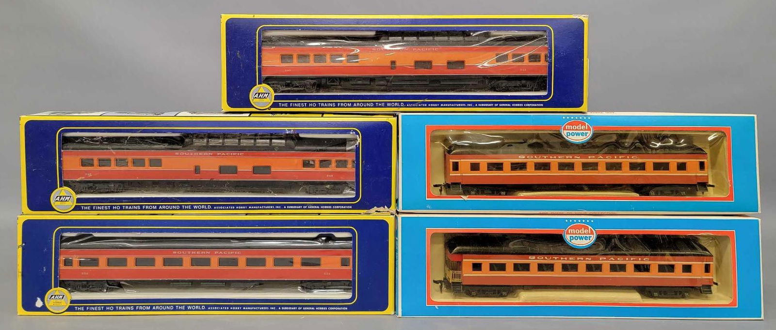 Three Rivarossi Ho Scale And Two Model Power Ho Southern Pacific