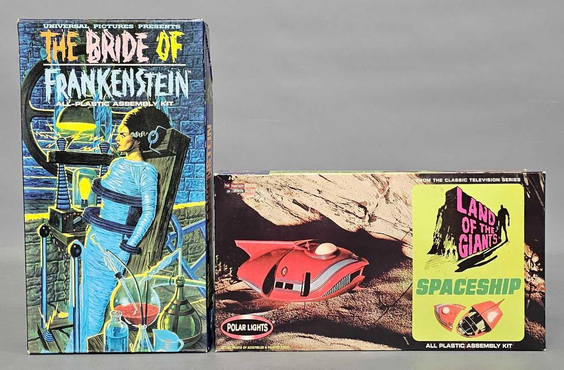 Two Unbuilt Polar Lights Sci-fi Horror Model Kits In Original Boxes Auction