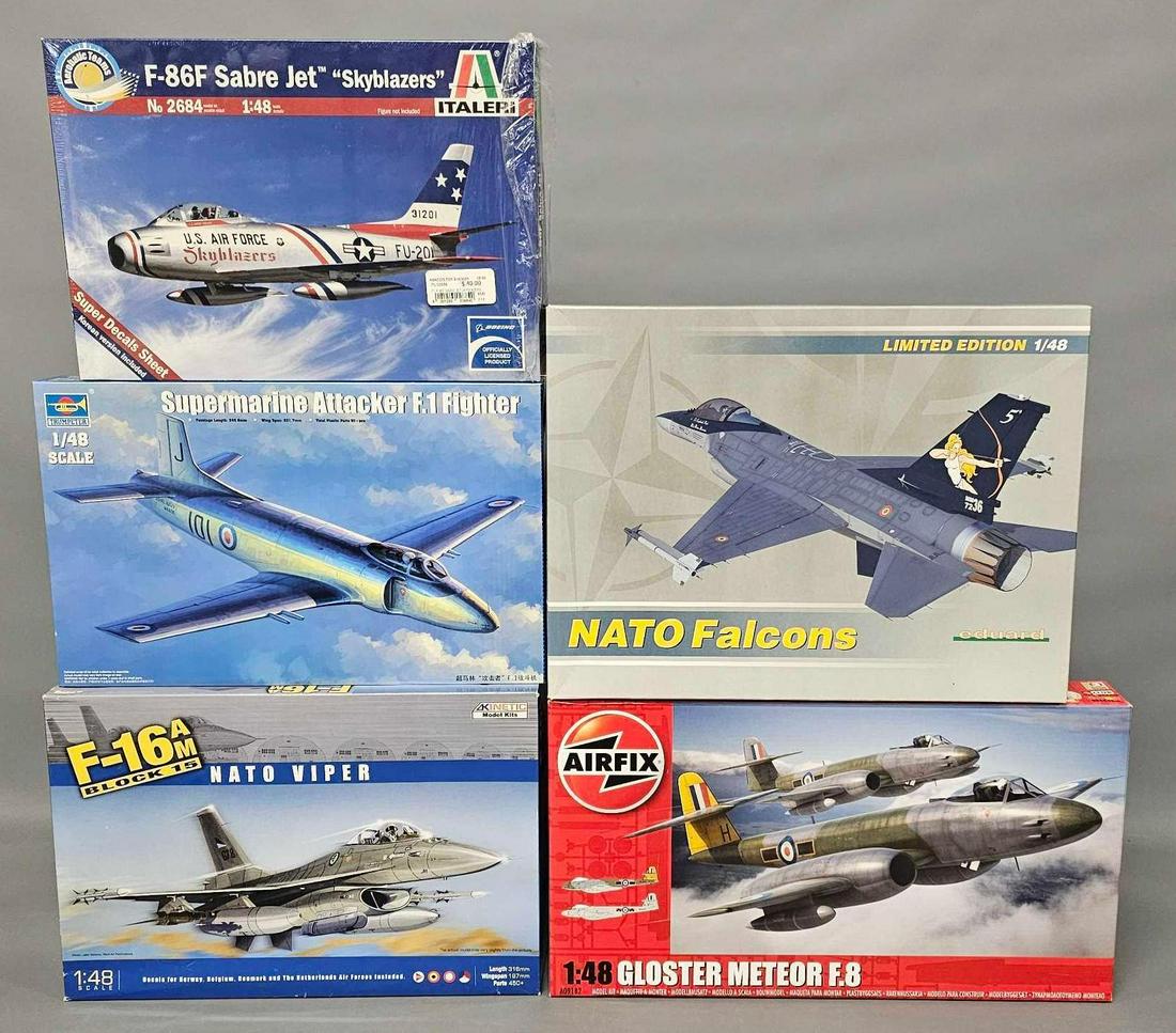 Five Unbuilt 1/48 Scale Mixed Jet Model Kits Auction