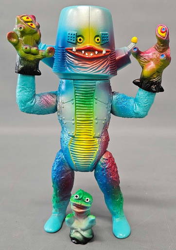 Elegab Dokurotaro Kaiju Puppet Sofubi Japan Blue And Green Vinyl Figure
