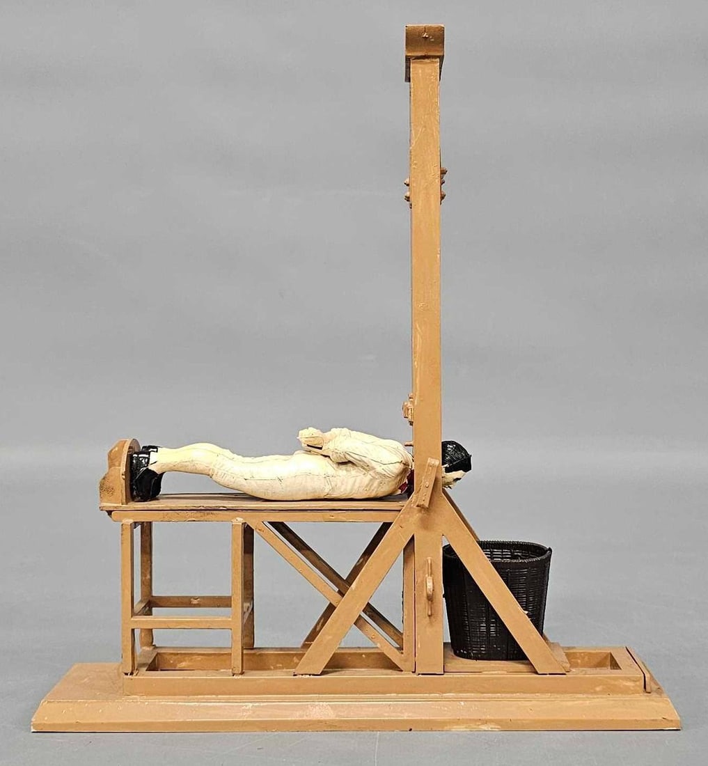 Built Up 1964 Aurora Chamber Of Horrors Guillotine Model Kit