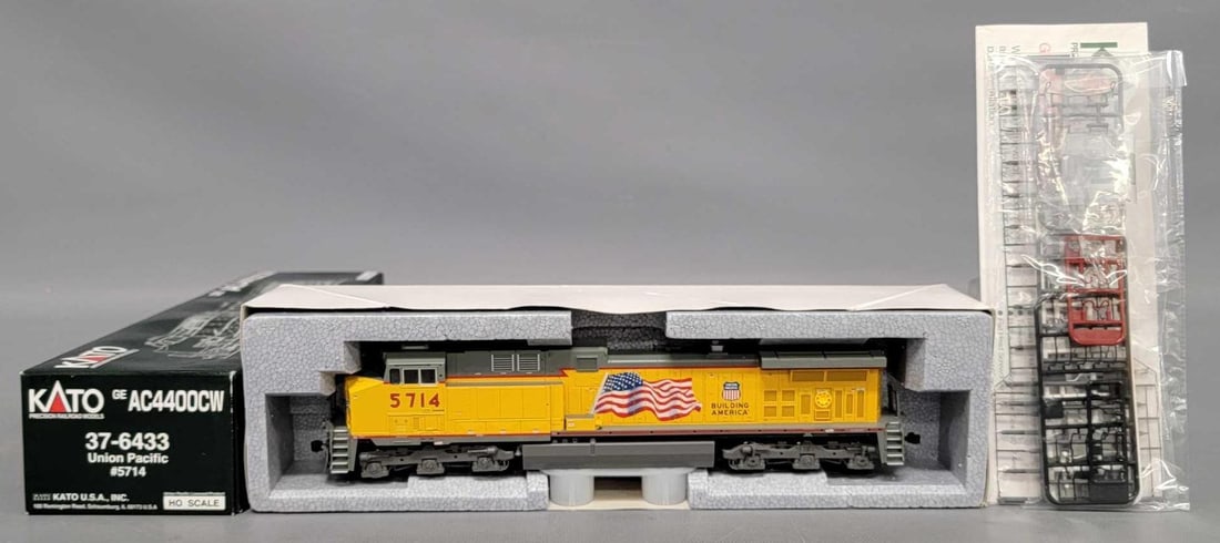 Kato Ho Scale Union Pacific Ac4400cw Diesel Locomotive In Original Box ...