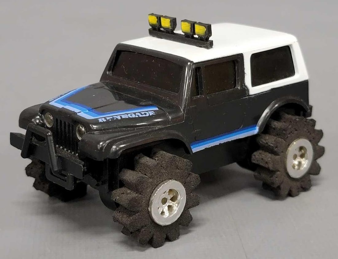 Schaper Stompers Jeep Renegade Auction