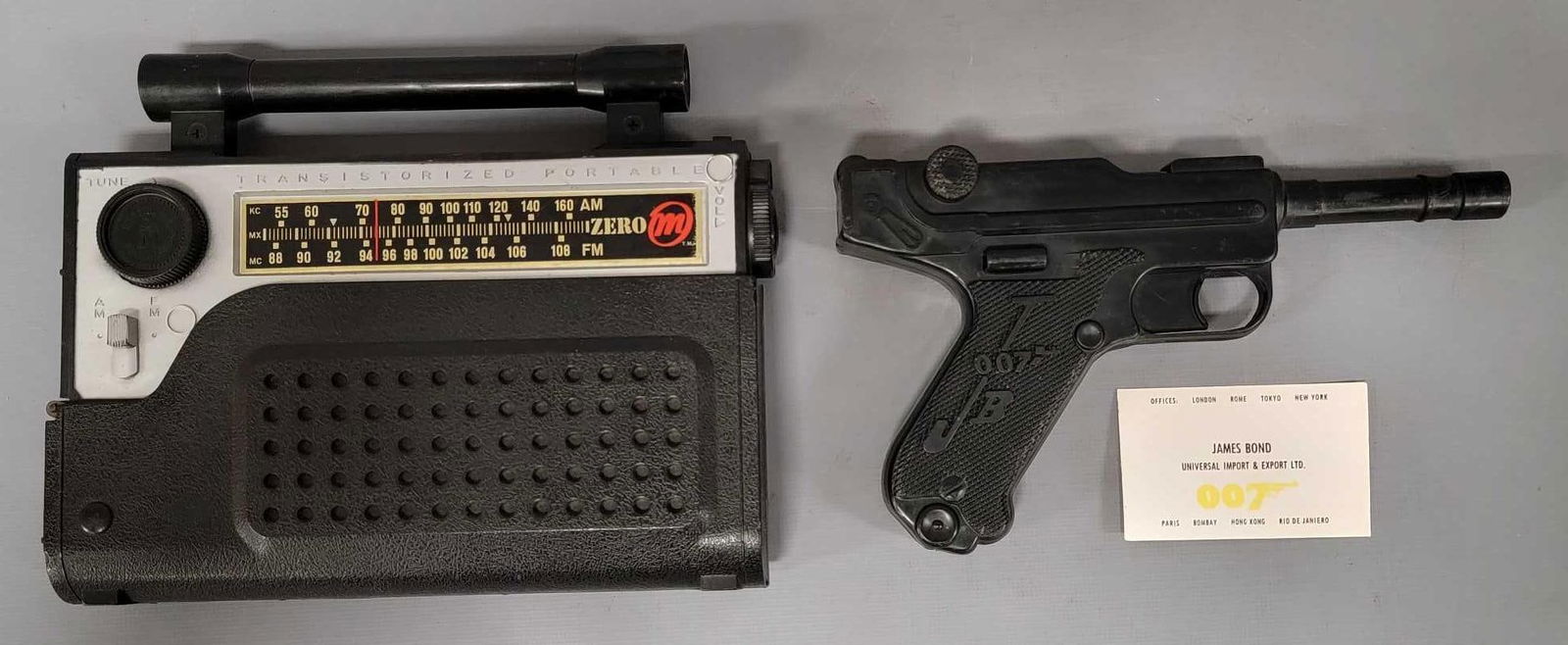 Mattel Agent Zero M Rifle Plus Multiple Toymakers 007 Pistol And Card ...