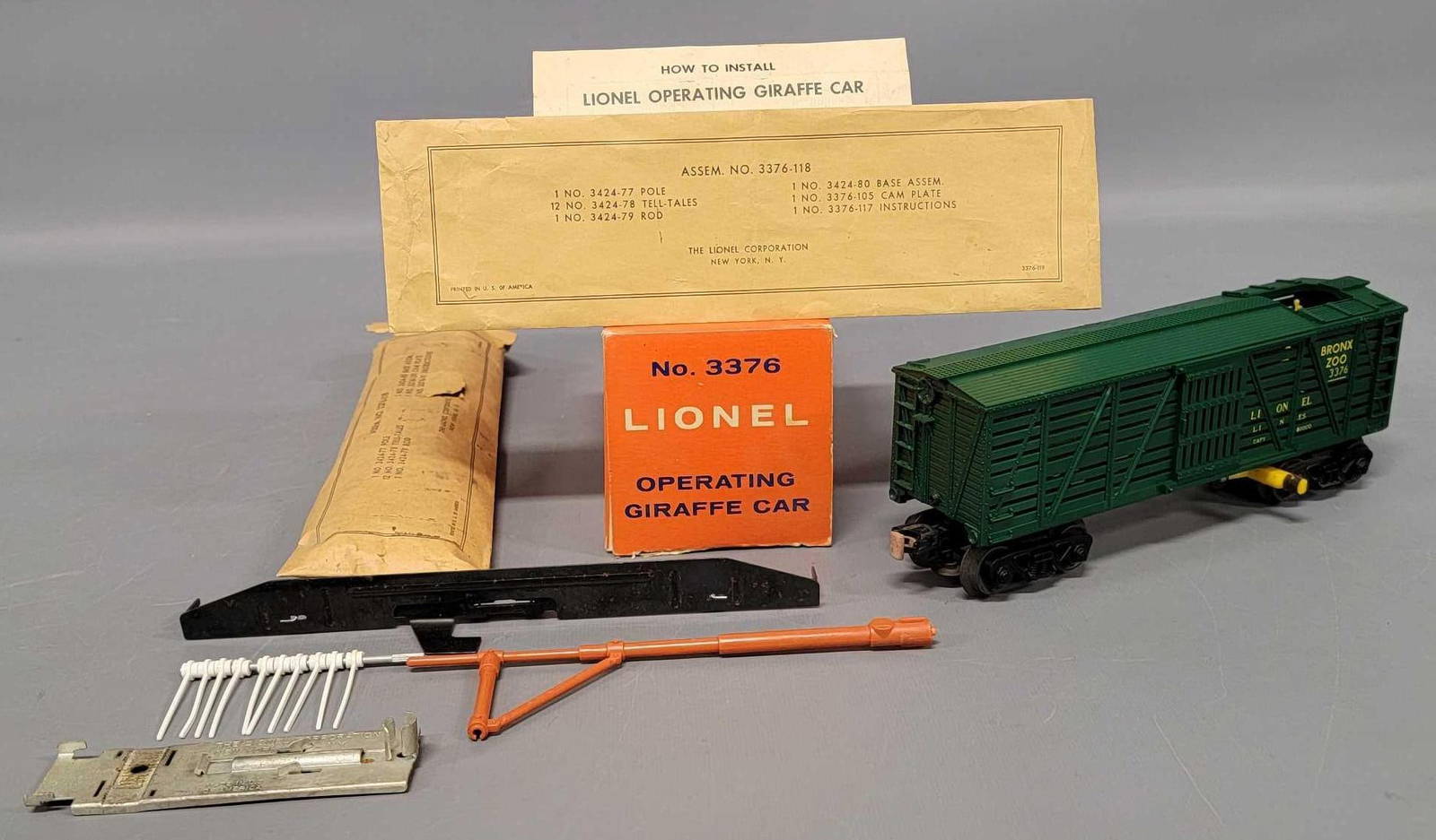 Unrun Lionel Postwar O 3376 Operating Giraffe Car In Original Box Auction