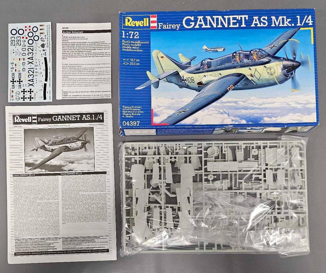 Revell 1:72 Fairey Gannet As Mk.1/4 Kit 04397 Auction