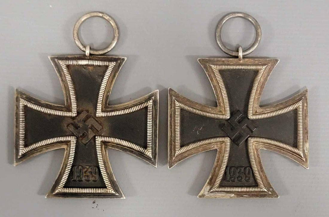 Two Wwii German 2nd Class Iron Cross Medals Auction