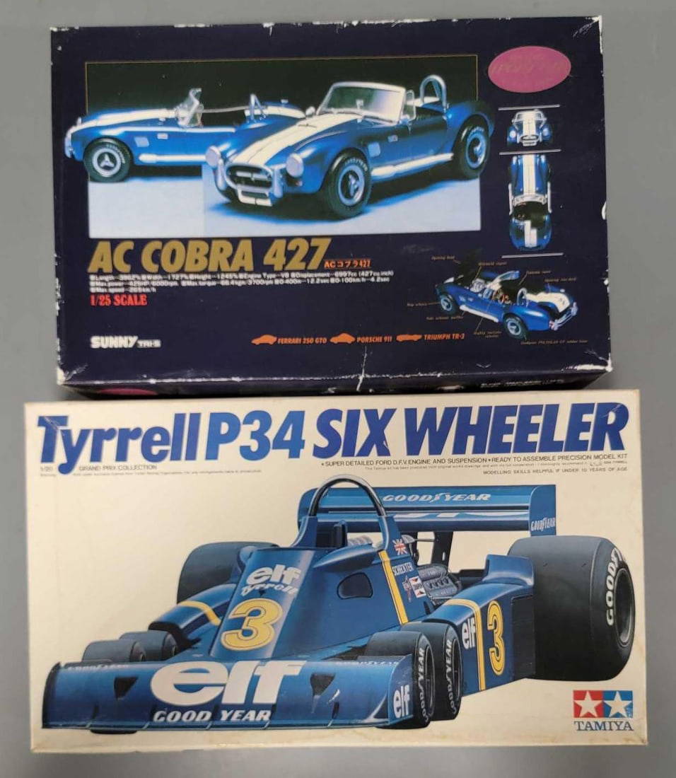 Two Mint Unbuilt Plastic Model Kits In Original Boxes Auction