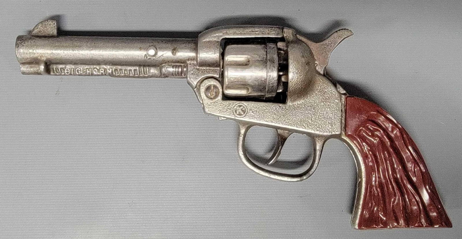 Kilgore Big Horn Cast Iron Cap Gun With Solid Maroon Grips Auction