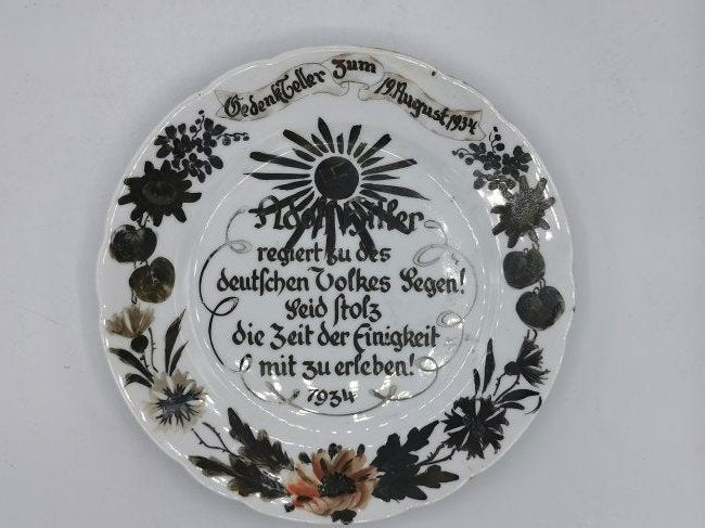 Porcelain Plate To Commemorate Hitler As Führer - Apr 25, 2020 ...