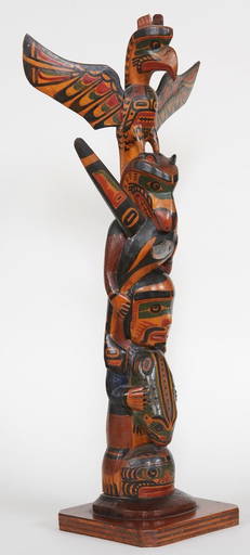 Charlie James Totem with Carved Whale, Frog, Chief, Sea - Nov 24, 2013 ...