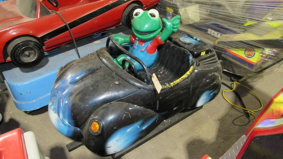 Kermit The Frog Car Kiddie Ride