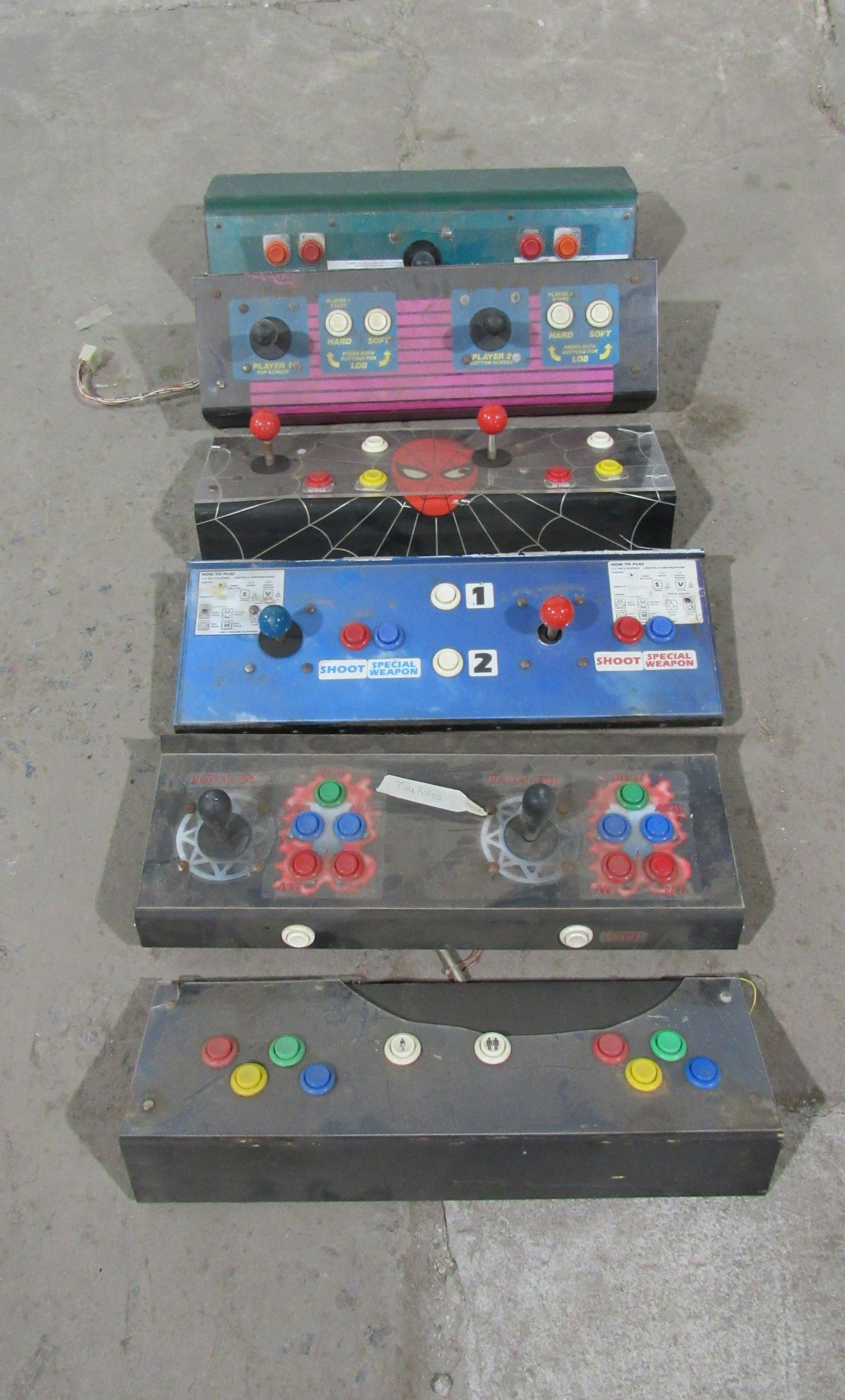 Six Assorted Arcade Game Control Panels - Jul 30, 2020 | Jaybird ...