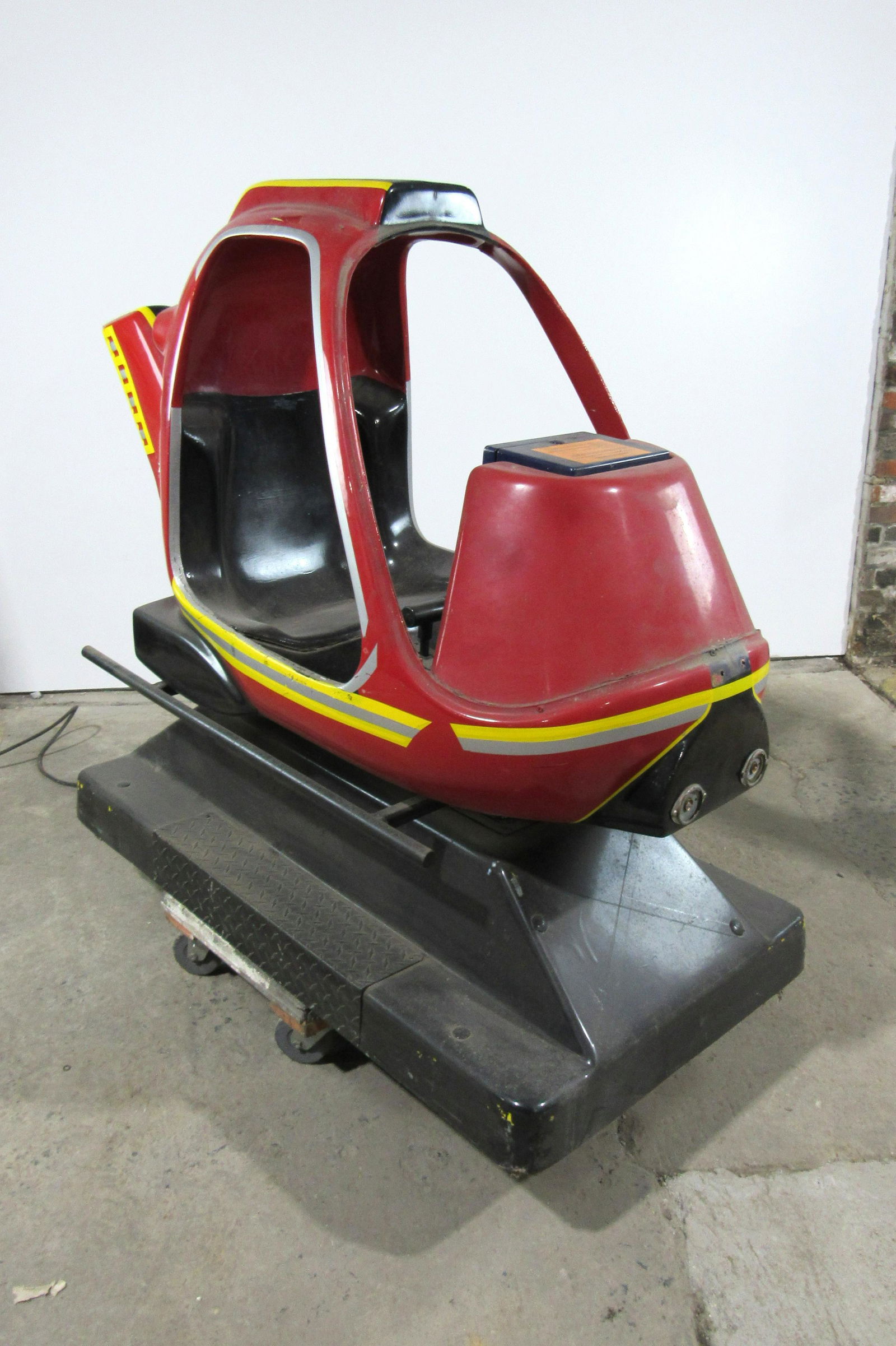 Helicopter Coin Operated Kiddie Ride - Sep 17, 2020 | Jaybird Auctions ...