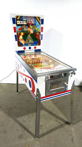 Gottlieb Target Pool Pinball Machine - Dec 10, 2020 | Jaybird Auctions ...