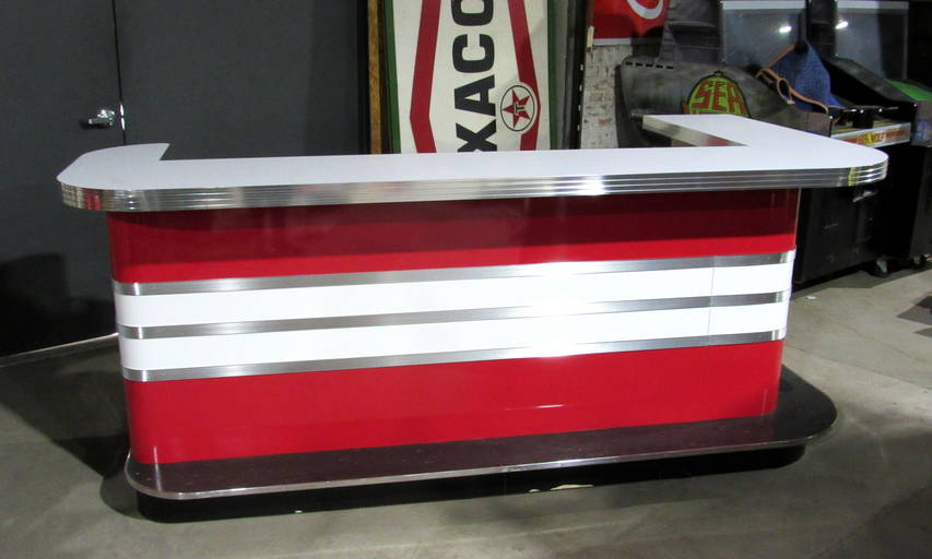 Retro 1950s Style Custom Bar