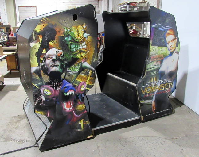 Star Trek Voyager Sit Down Arcade Game - Dec 10, 2020 | Jaybird ...