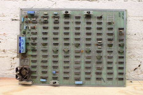 Atari Breakout Arcade Machine