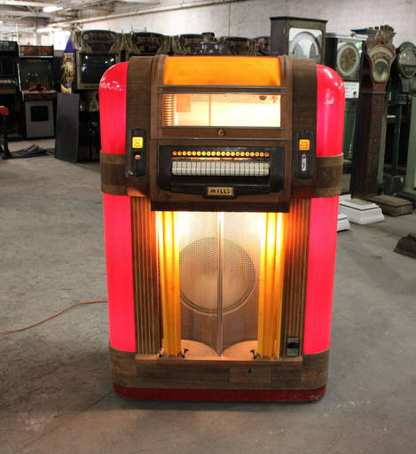1939 Mills Throne Of Music Jukebox