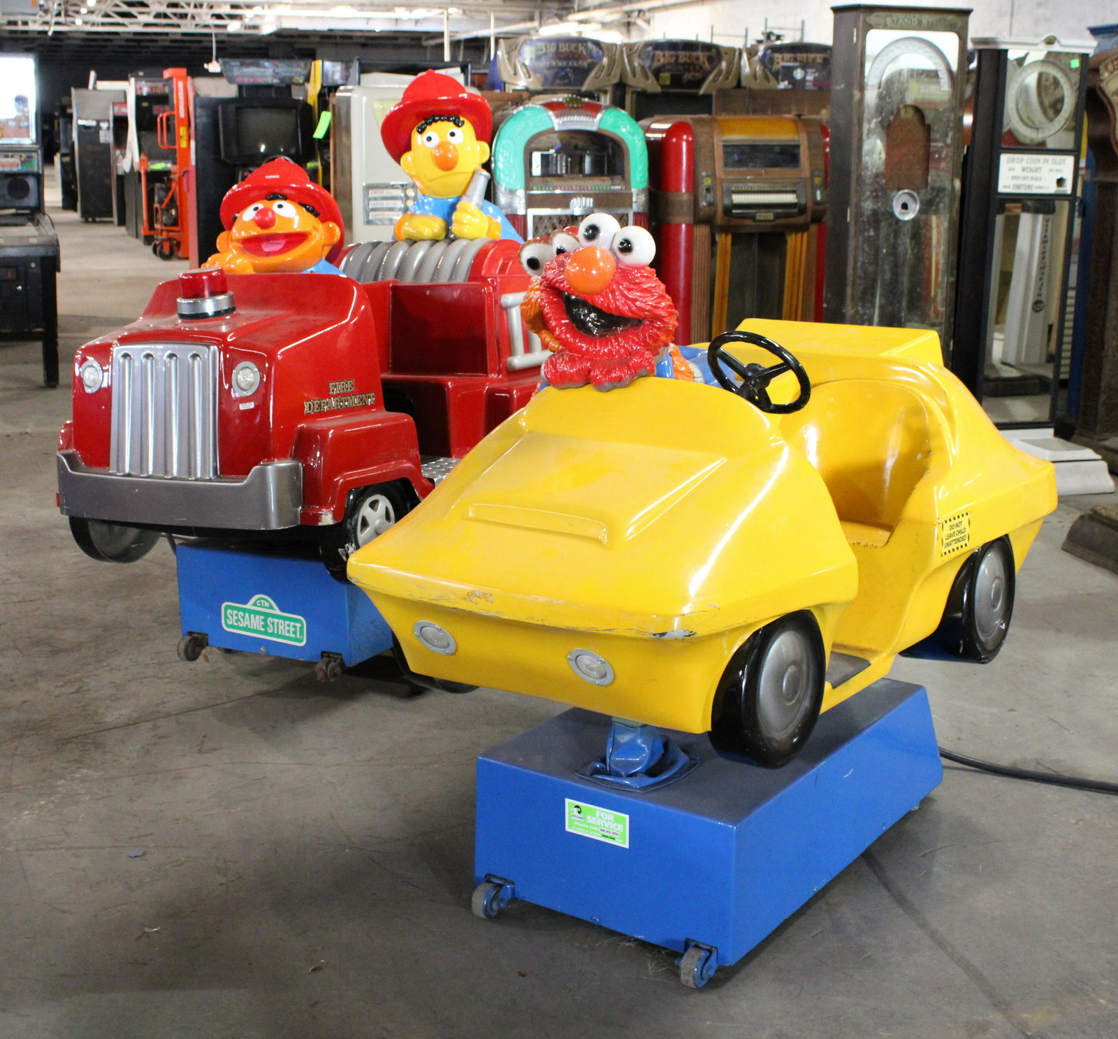Sesame Street Bert & Ernie With Elmo & Zoe Kiddie Rides