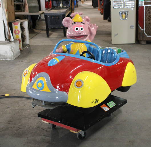 The Muppet Babies Fozzy The Bear Kiddie Ride